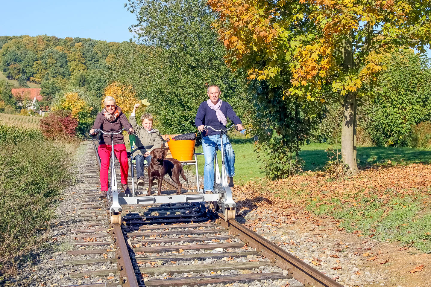 Speziell für Familien: Familie in Fahrt - Draisinen.de